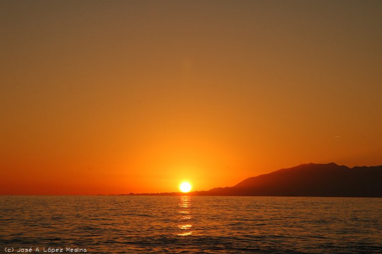¿Por qué se producen las brisas de mar y de tierra? - Cazatormentas